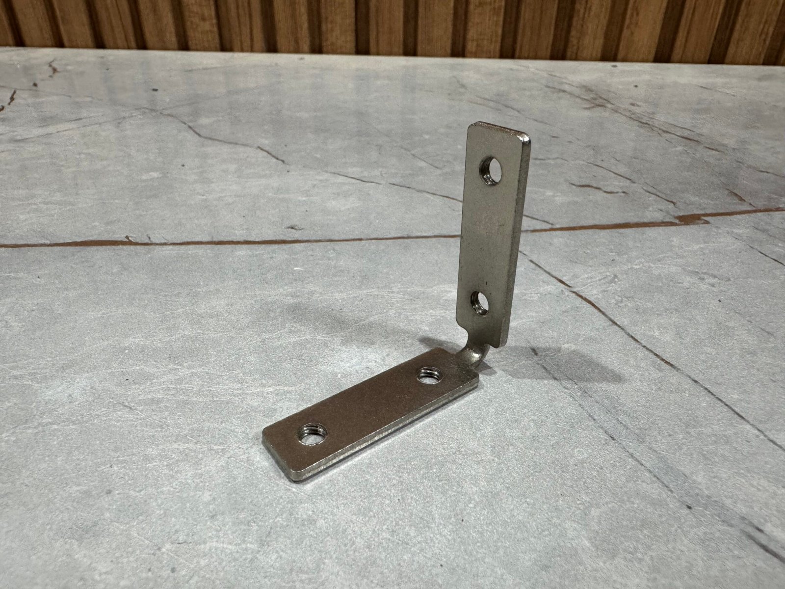 Fixation Gola - Kroft Hardware